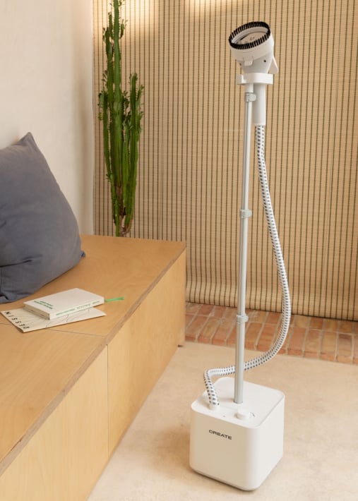 IRON UP - Fer à vapeur vertical - Create