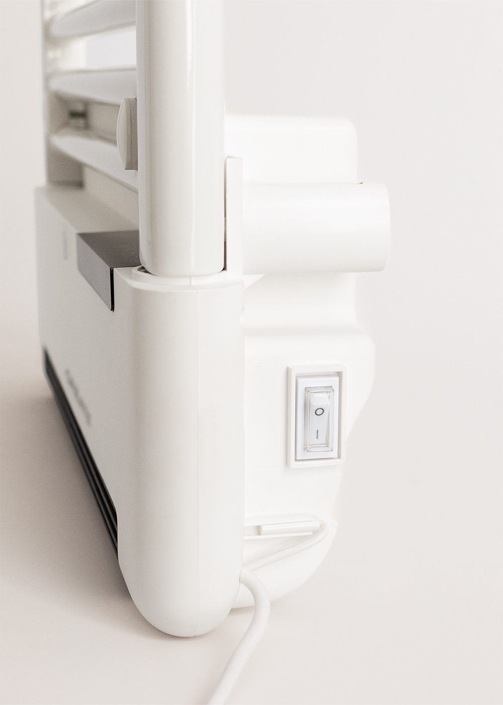 Elektrische handdoekradiator met verwarming en WiFi 1000W - WARM TOWEL ...