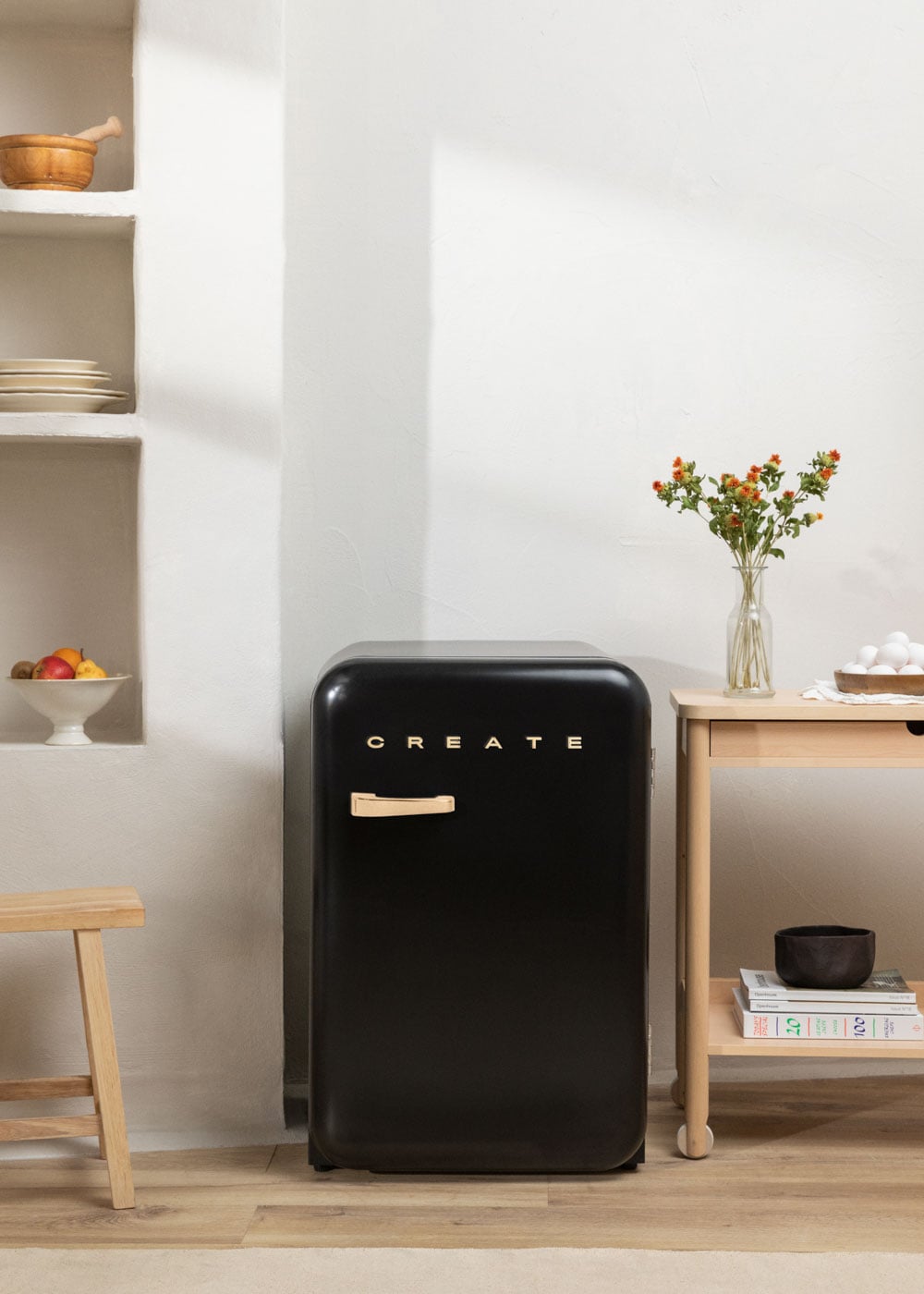 Retro-style refrigerator - FRIDGE RETRO 107L - Create
