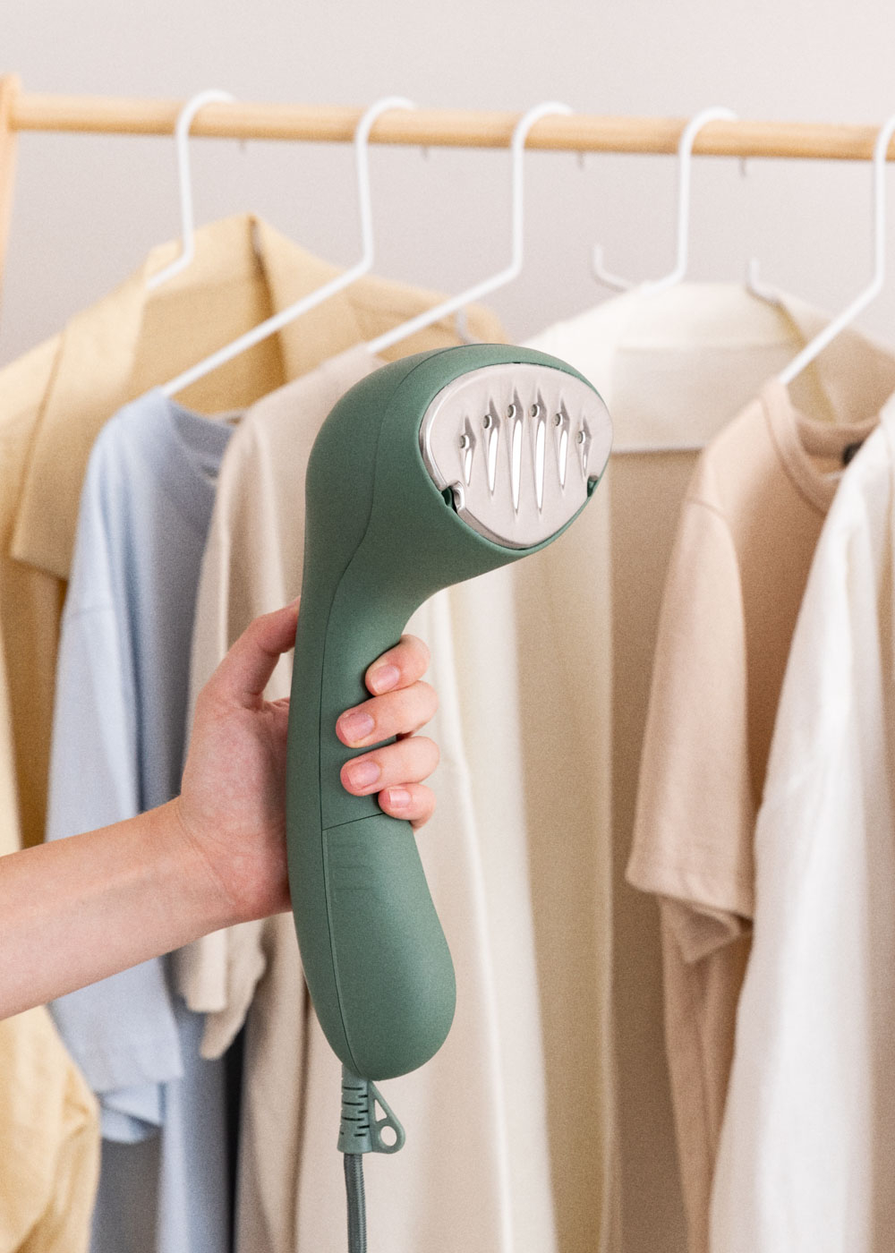 Vertical steam iron - IRON UP - Create