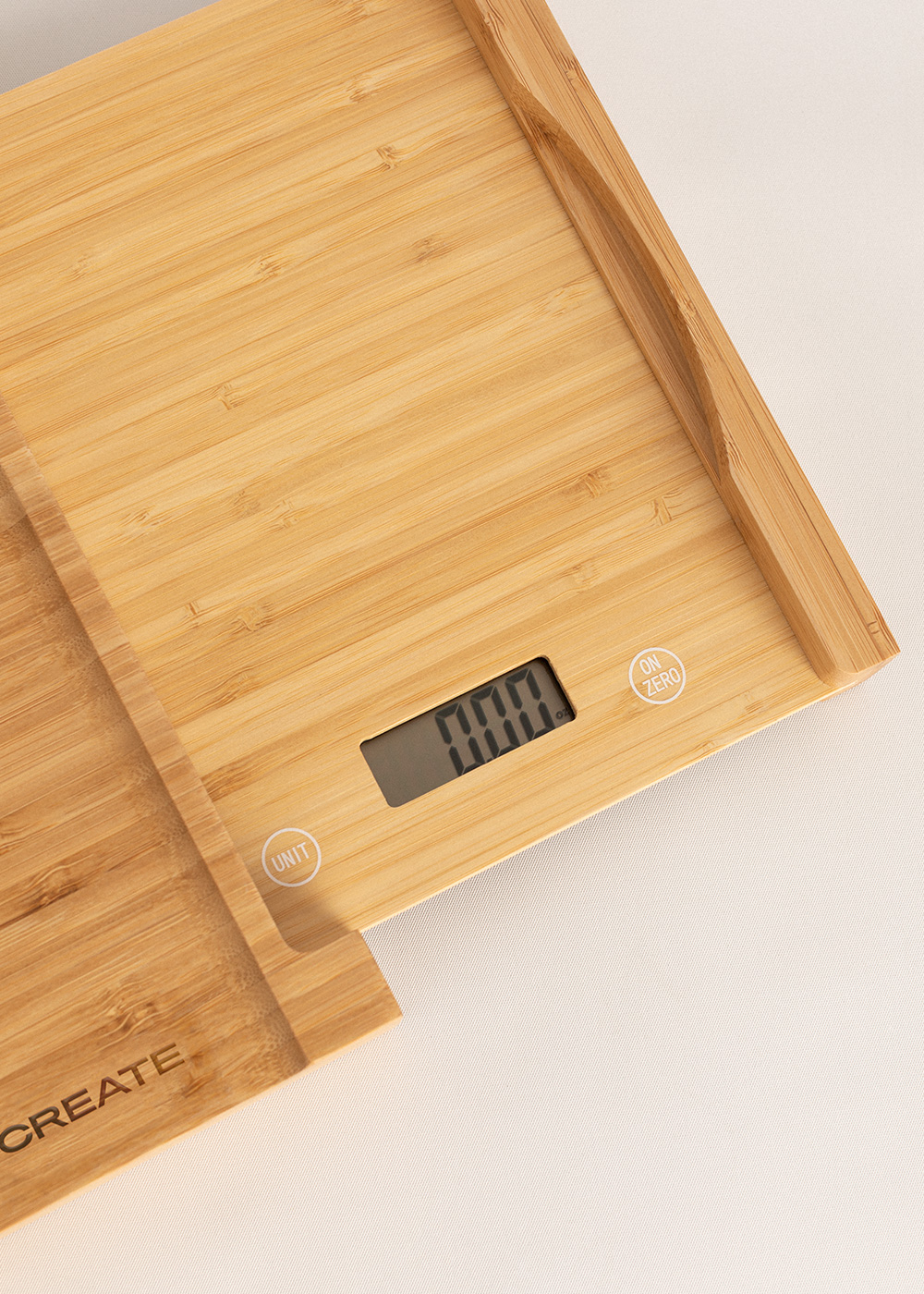 Kitchen cutting board with integrated scale - BOARD SCALE BAMBOO - Create