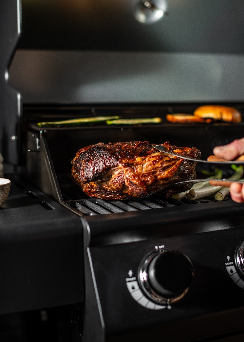 Gas barbecue with side burner and auxiliary table - BBQ GAS BURNER PRO ...