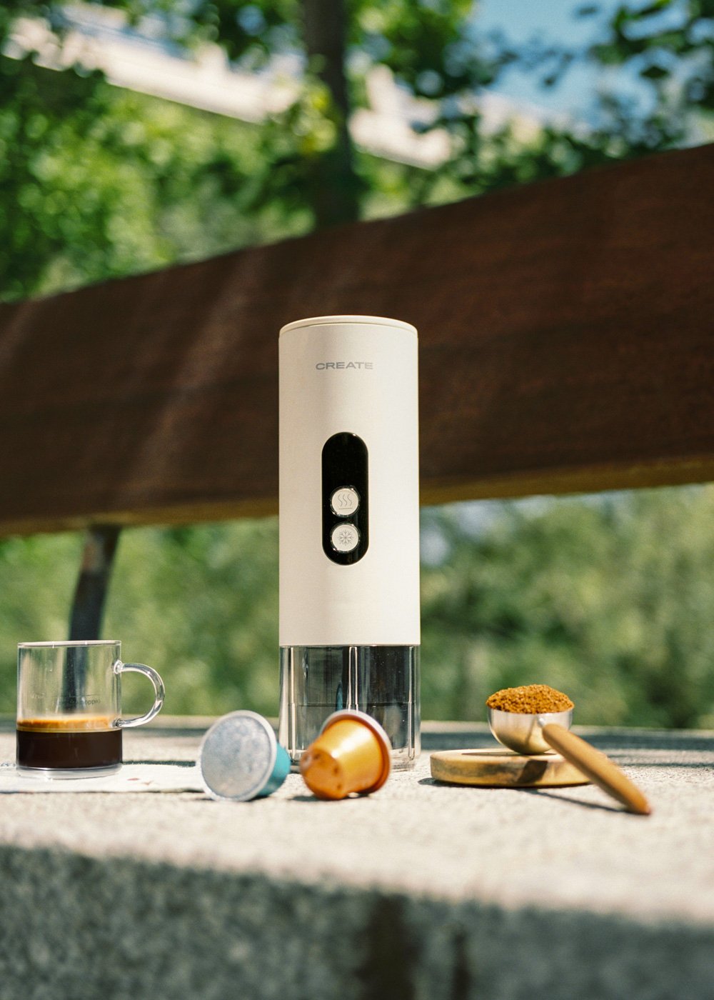 Portable espresso machine 15 bar for capsules and ground coffee - THERA ...