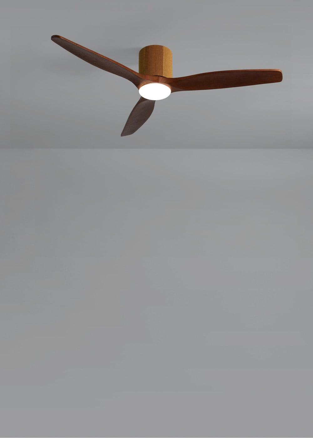 Silent 40W ceiling fan Ø132 cm made of 100% wood with LED light - WIND ...